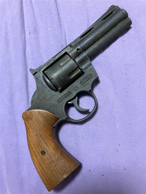 Plynový revolver Bruni Magnum 380 Python Aukro