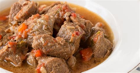 Recette bœuf bourguignon au lard fumé Marie Claire