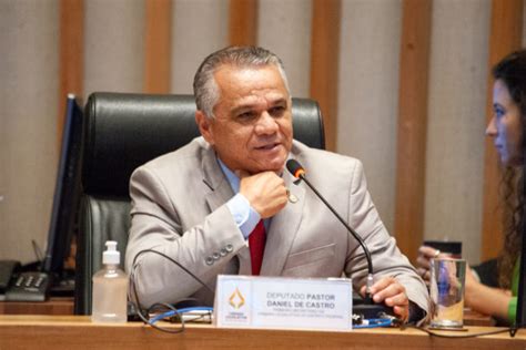 PL do distrital Daniel de Castro proíbe agressores de mulheres de