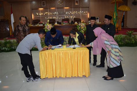 Disetujui DPRD Langkat Ranperda TA 2022 Jadi Perda