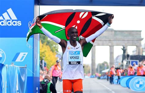 Kenyas Kipchoge Shatters Marathon World Record In Berlin IAfrica