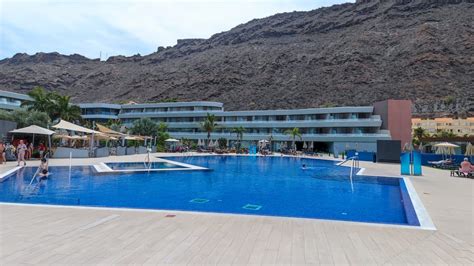 Pool Radisson Blu Resort Spa Gran Canaria Mogan Puerto De Mog N