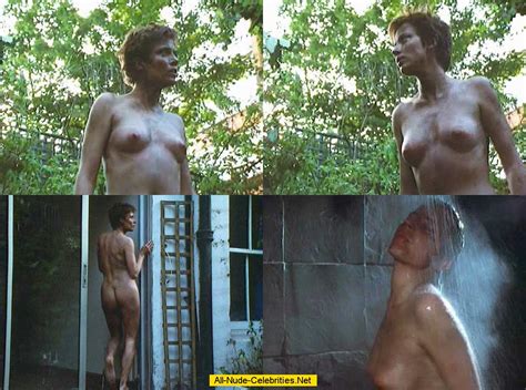 Amanda Ooms Fully Nude Movie Captures Shows Tits And Hairy Pussy