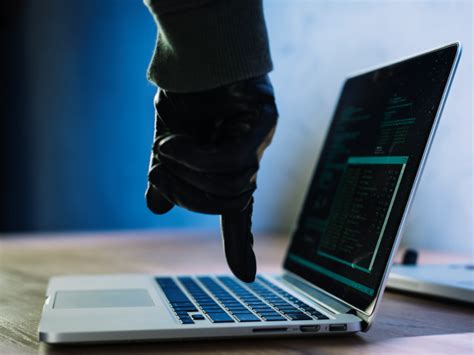 Día del internet seguro 7 tips para mejorar tu seguridad en línea Conytec