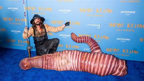 Heidi Klum Teases Halloween Party With Nude Photo ‘go Big Or Go Home