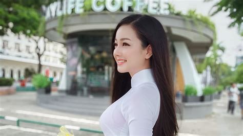 Lê Vũ Quỳnh Trâm Áo dài quá mỏng Nguyễn Quỳnh Flickr