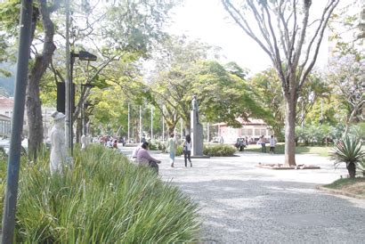 Uma nova cara à Praça Dermeval Barbosa Moreira Jornal A Voz da Serra
