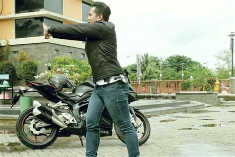 Cara Menghilangkan Ngantuk Saat Berkendara Motor Roda2Part