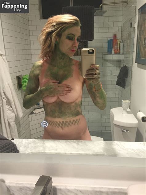 Iliza Shlesinger Nude Sexy Leaks Thefappening Pics Everydaycum