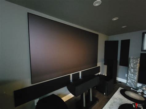 Screen Innovations Black Diamond Zero Edge Inch Screen With A