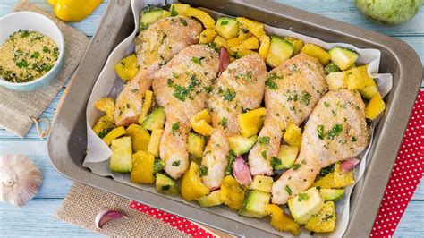 Cuisses de poulet gratinées aux poivrons et courgettes fabuleuses