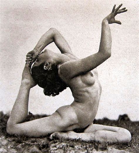 Naked Nazis Book Reveals Extent Of Third Reich Body Worship Der Spiegel