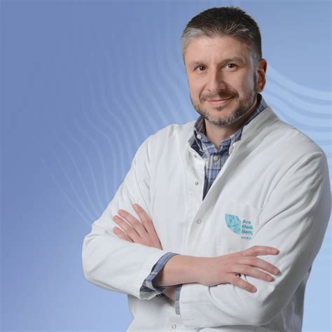 Ass dr sci med Milan Radovanović Ars Medica BeogradArs Medica Beograd