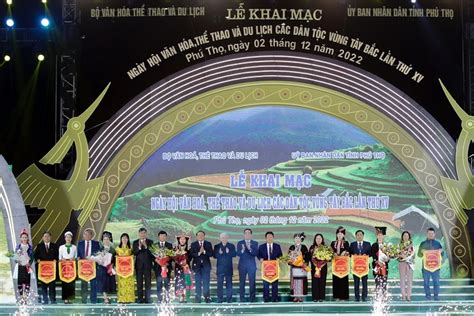 Khai mạc Ngày hội Văn hóa Thể thao và Du lịch các dân tộc vùng Tây Bắc