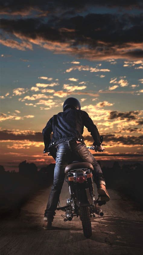 From Royal Enfield To KTM 10 Best Bikes Under 500cc And Their Prices