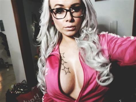 Suche Geldsklave PayPig Zahlsau Geldherrin Geldsklaven Anzeigen
