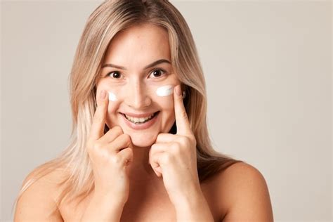 Premium Photo Close Up Beauty Portrait Laughing Beautiful Half Naked