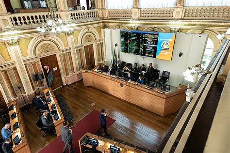 C Mara Municipal De Curitiba Aprova Pol Tica Vini Jr Para Pol Tica