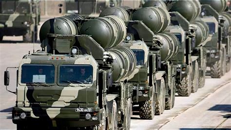 Rusia evalúa opciones si la OTAN despliega armas nucleares en Polonia