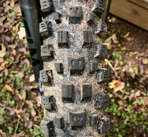 American Classic Tectonite Corners Well For A 50 Tire Review