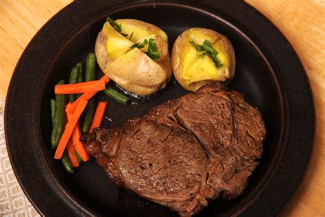 Ways To Cook Rib Eye Steak In The Oven So It S Tender According To A