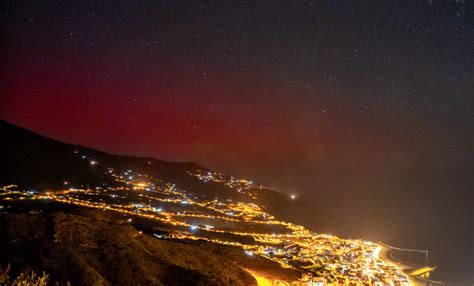 La Tormenta Solar Permite Ver Auroras Boreales Rojizas En La Palma El