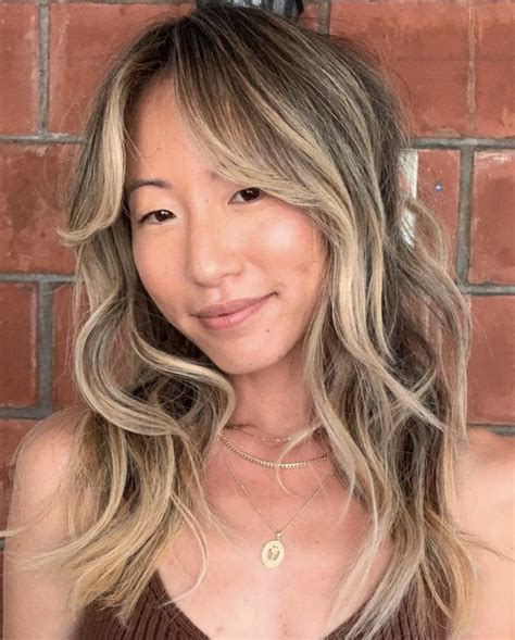 Top 76 Medium Length Haircuts For Moms Update
