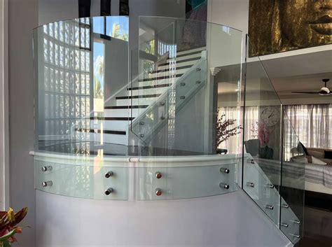 The Benefits Of Using Glass For Staircase Balustrades