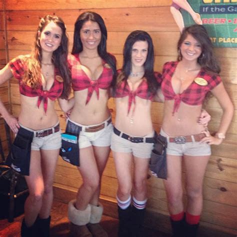 The Busty Waitrons Of Twin Peaks Restaurants Pics Izismile