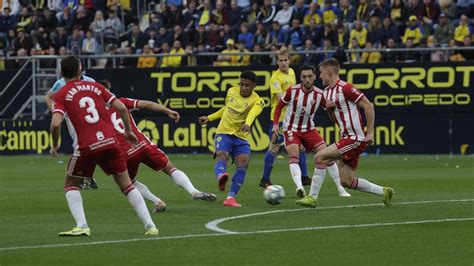 Fecha y horario para el Cádiz CF Almería de final de año