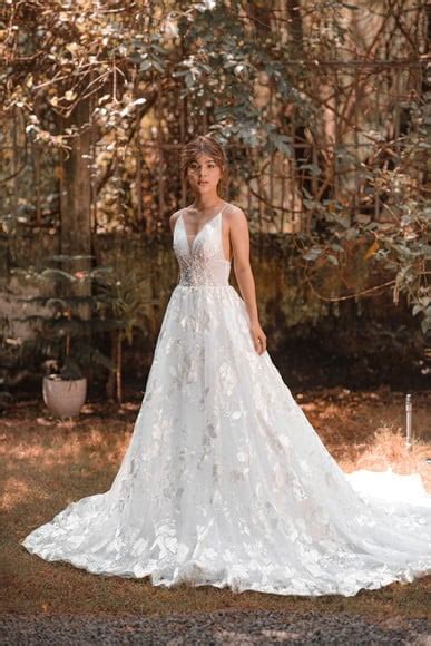 Vestido Noiva Princesa Tule Bordado Acetinado Boho Chic Elo7
