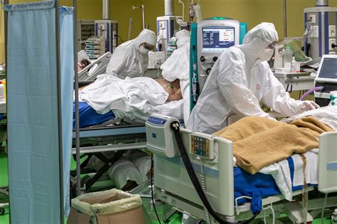 Coronavirus Oggi Bollettino Covid 18 Ottobre Nuova Impennata Di