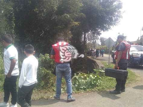 Muere menor tras chocar su moto contra una camioneta en Córdoba