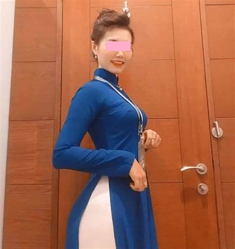Đại gia đụ em tiếp viên hàng không Vietnam Airline trong tà áo dài xanh