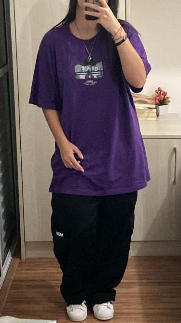 Pin de GomezzR D em Pins criados por você Roupas largas Roupas