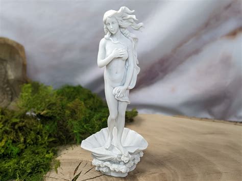 Birth Of Venus Statue Goddess Of Love Beauty Figure Aphrodite Rising