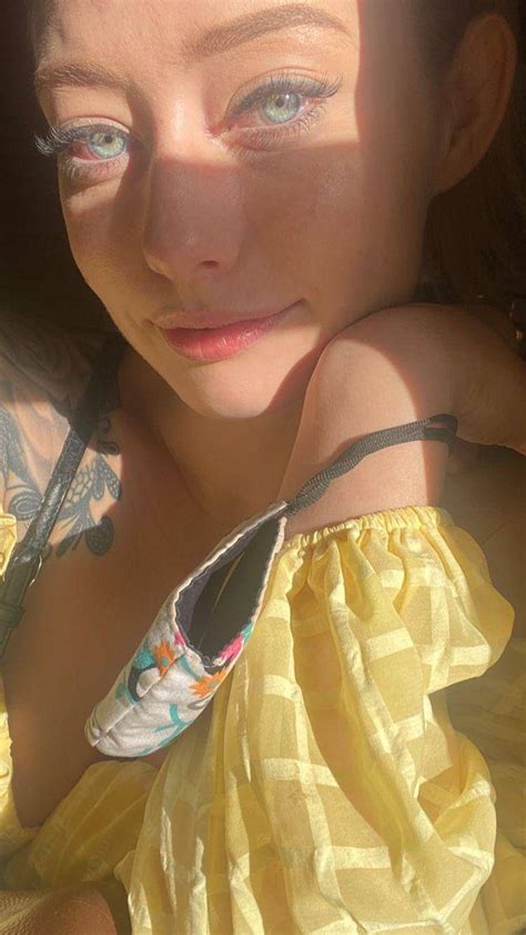 I Want A Sissy Bitch Or A Femboy To Dominate And Call Mine Scrolller