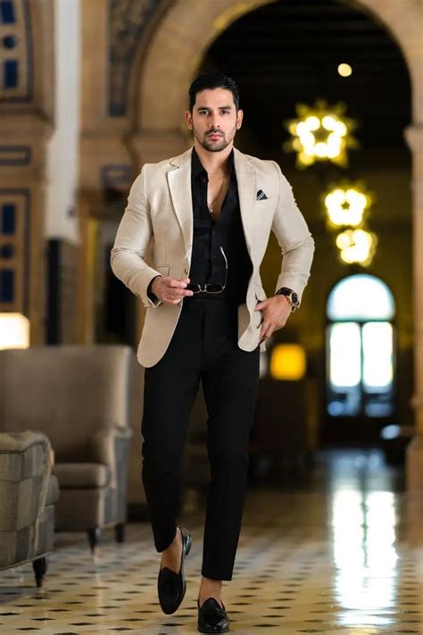 Classy Beige Blazer Outfit Ideas For Men Biege Blazer Combination