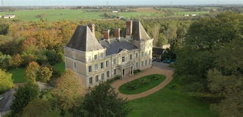 Vair sur Loire Saint Herblon Le Château lEscale saffiche à la