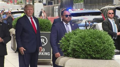 États Unis Donald Trump arrêté par la police la semaine prochaine