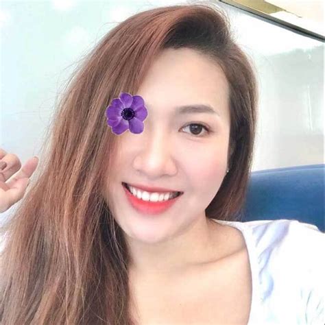 Hương Nhi Máy bay bà già tìm mối quan hệ riêng tư Máy Bay Bà Già AZ