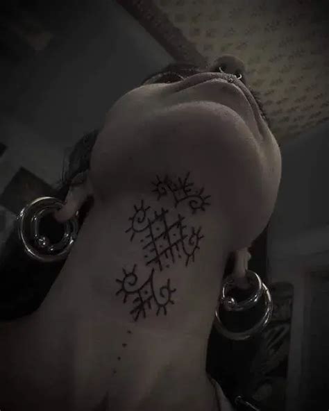 40 Neck Tattoos Ideas For Men Women Of All Ages Fashionterest