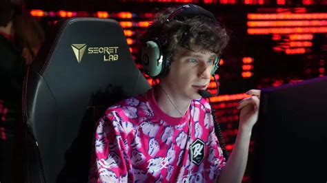 Something Valorant Settings Crosshair One Esports