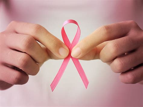 Outubro Rosa reforça a importância de exames na prevenção do câncer de mama