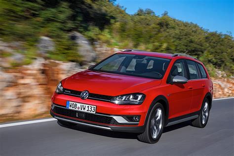 VOLKSWAGEN Golf VII Alltrack Specs 2014 2015 2016 2017 Autoevolution
