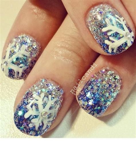 50 Festive Christmas Nail Art Designs