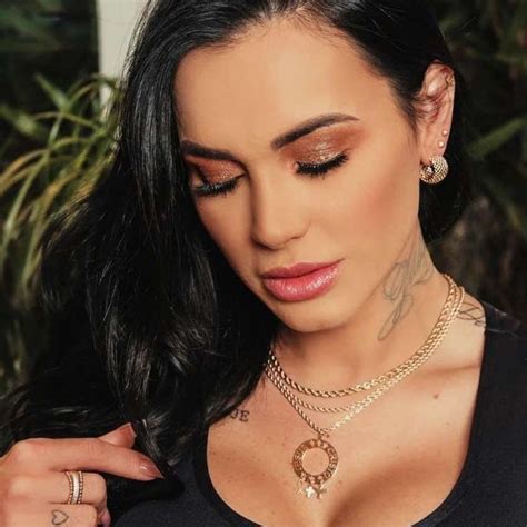 Kamila Simioni Antes E Depois Como Era O Nariz Os Dentes E O Corpo Da