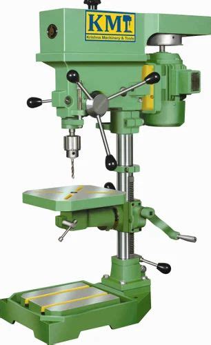 25 Mm Pillar Drill Machine Base Size 370 X 585 Mm Range Of Spindle