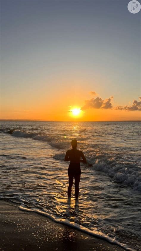 Grazi Massafera aproveita férias na Bahia affair Veja fotos