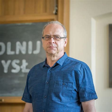 Prof Jerzy Jarniewicz wśród finalistów Nagrody Literackiej Nike 2022